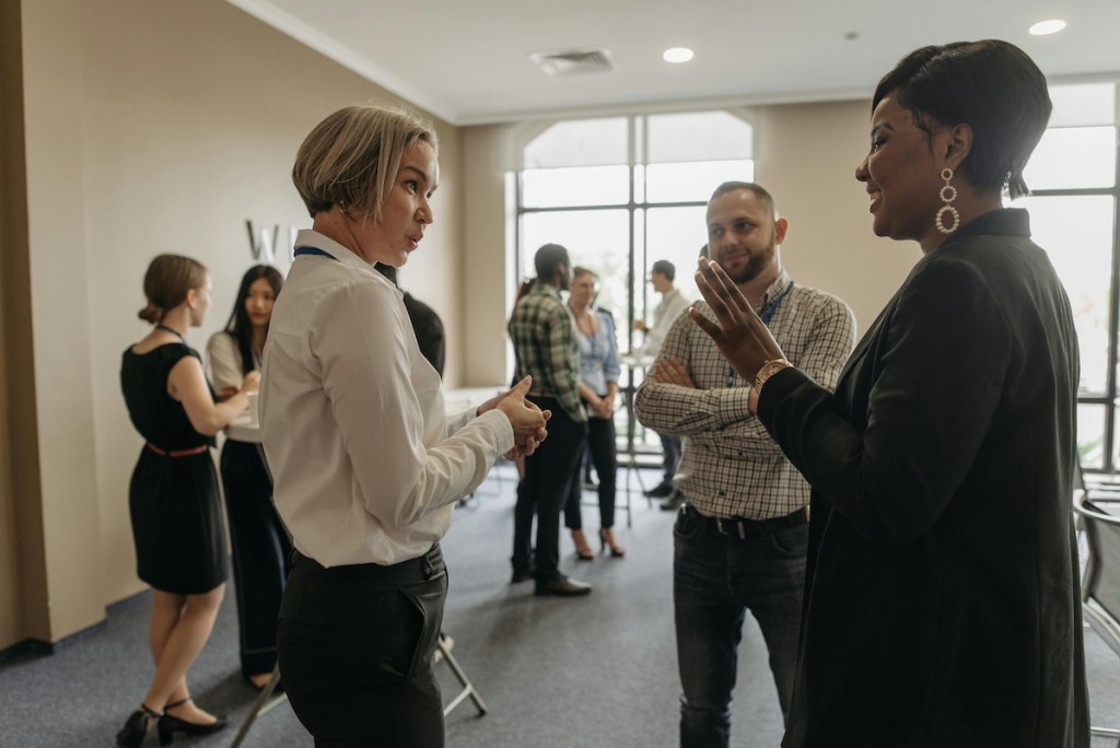 10 Networking Strategies for Beginners